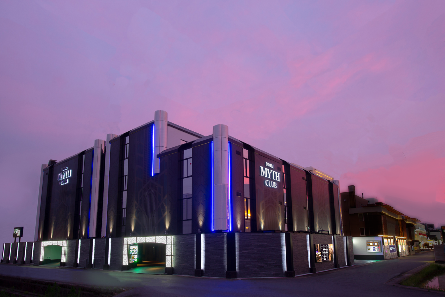 MYTH CLUB | 株式会社吉本建設